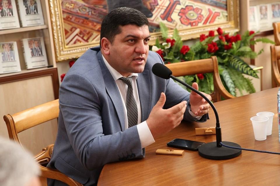 Yusif Alıyev: “Səfəvilər dövləti türk dünyasının bir hissəsi olub və ...