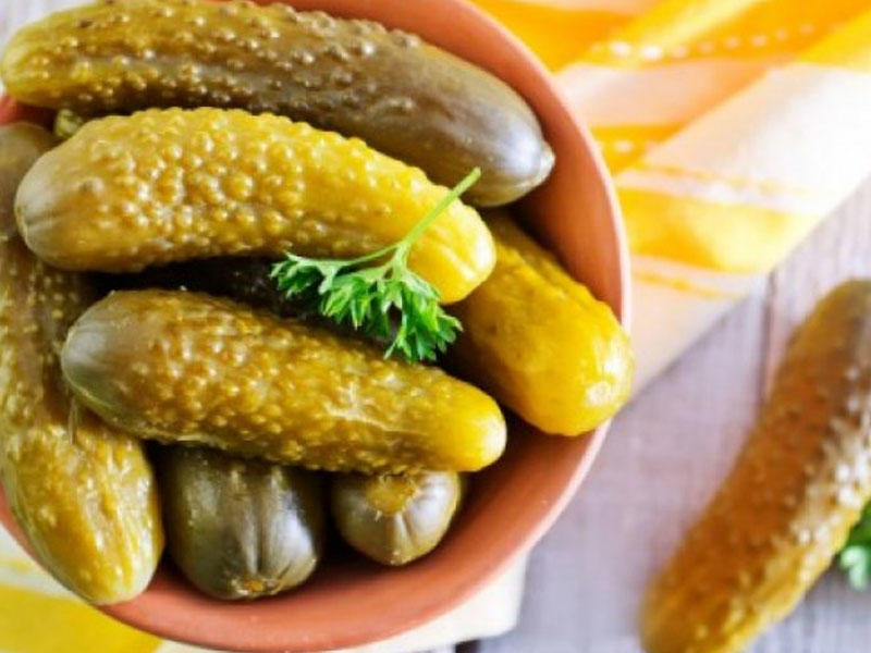 Xiyar turşusunun inanılmaz təsiri tapıldı - RUHU SAKİTLƏŞDİRİR
