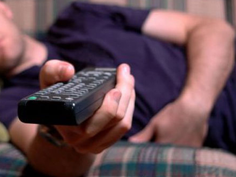 Televizoru seyr etmək insan üçün nə dərəcədə təhlükəli ola bilər?